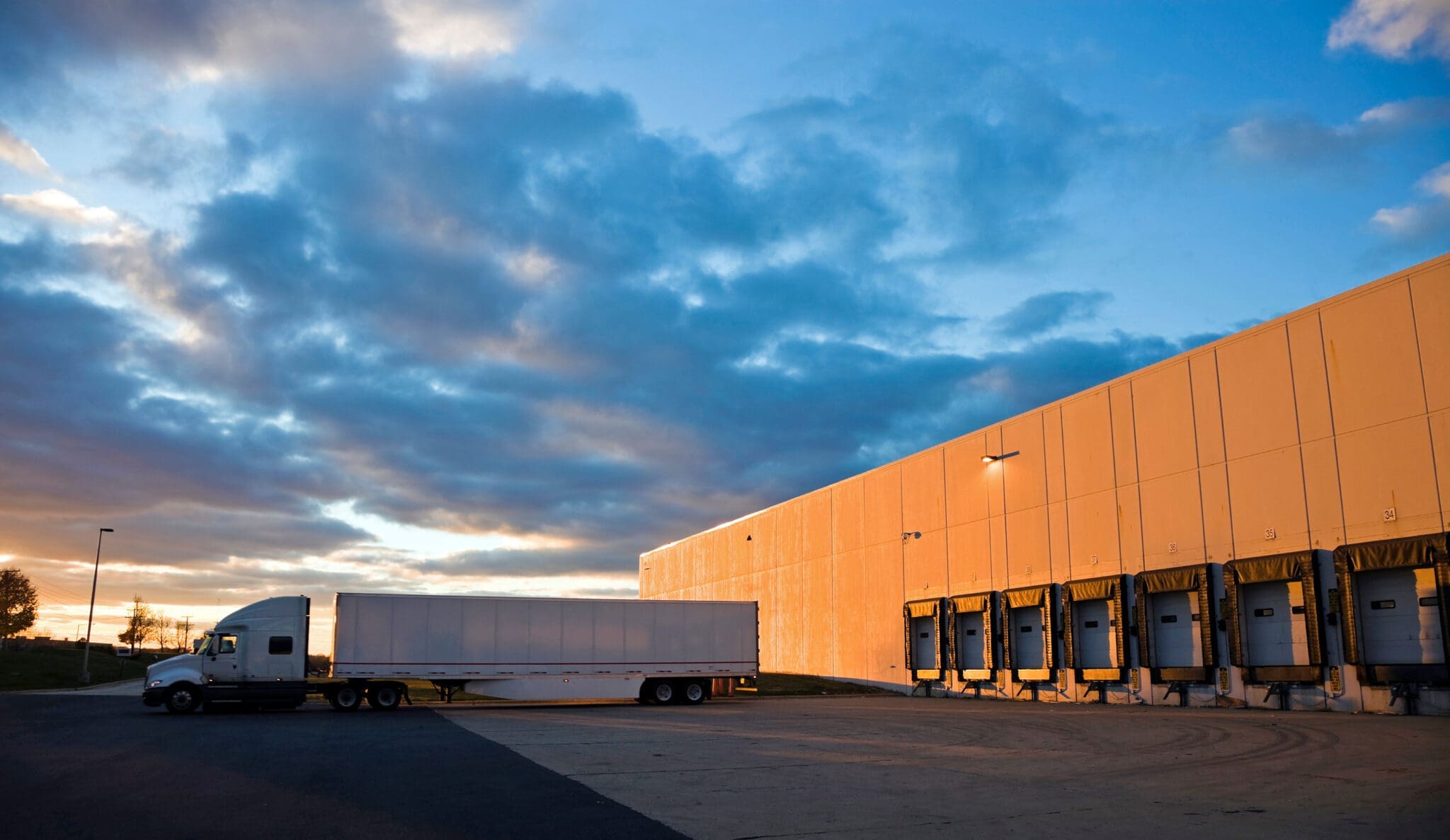 Multi-Stop Shipping Explained - Unlocking FTL Efficiency